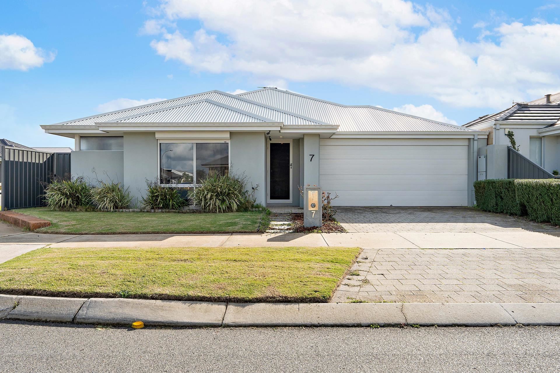 Khush Monga | Sold Properties